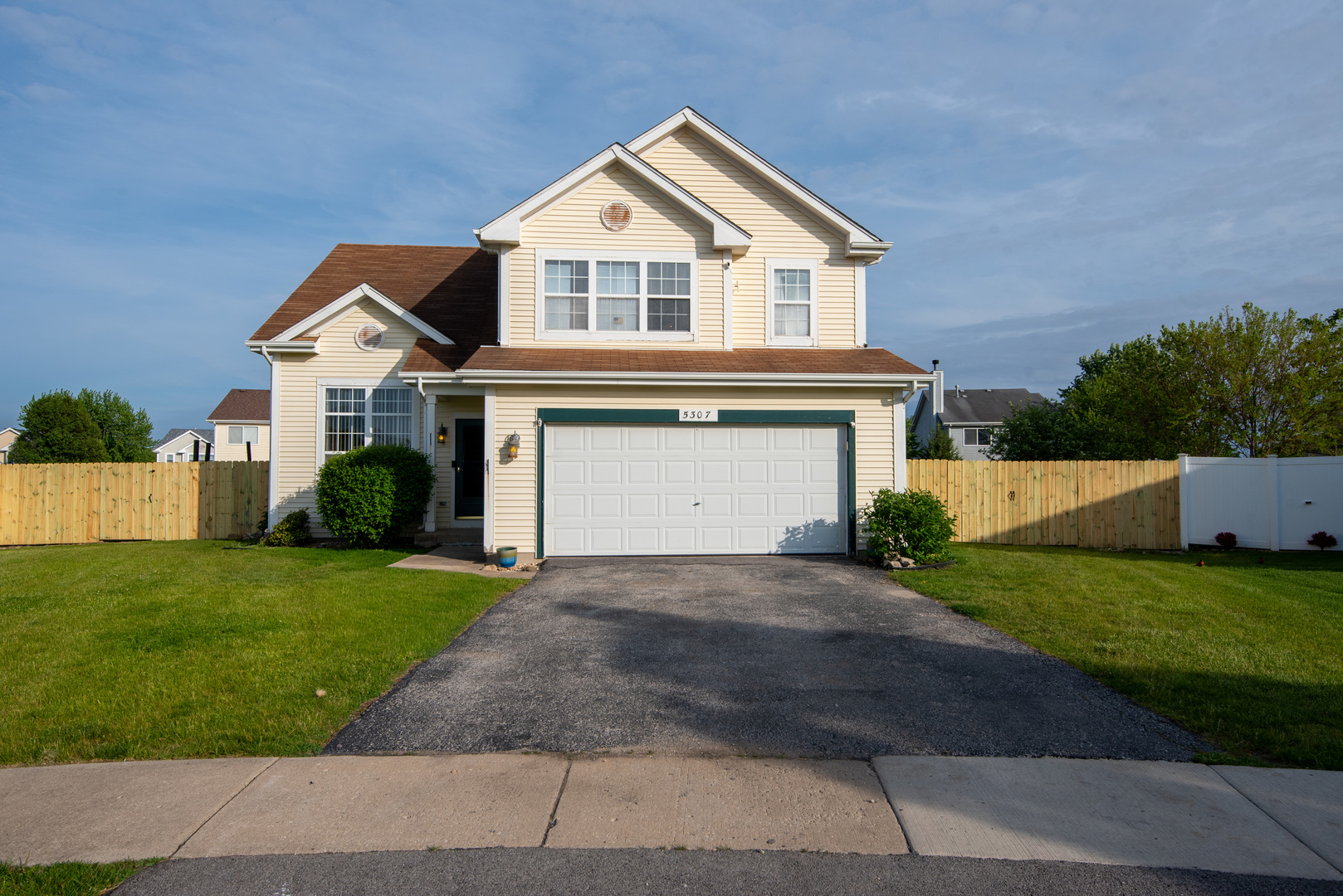 Monee, Homes For Sale | REMAX