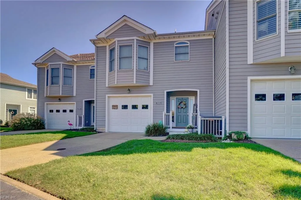 2367198087.jpeg?format=webp