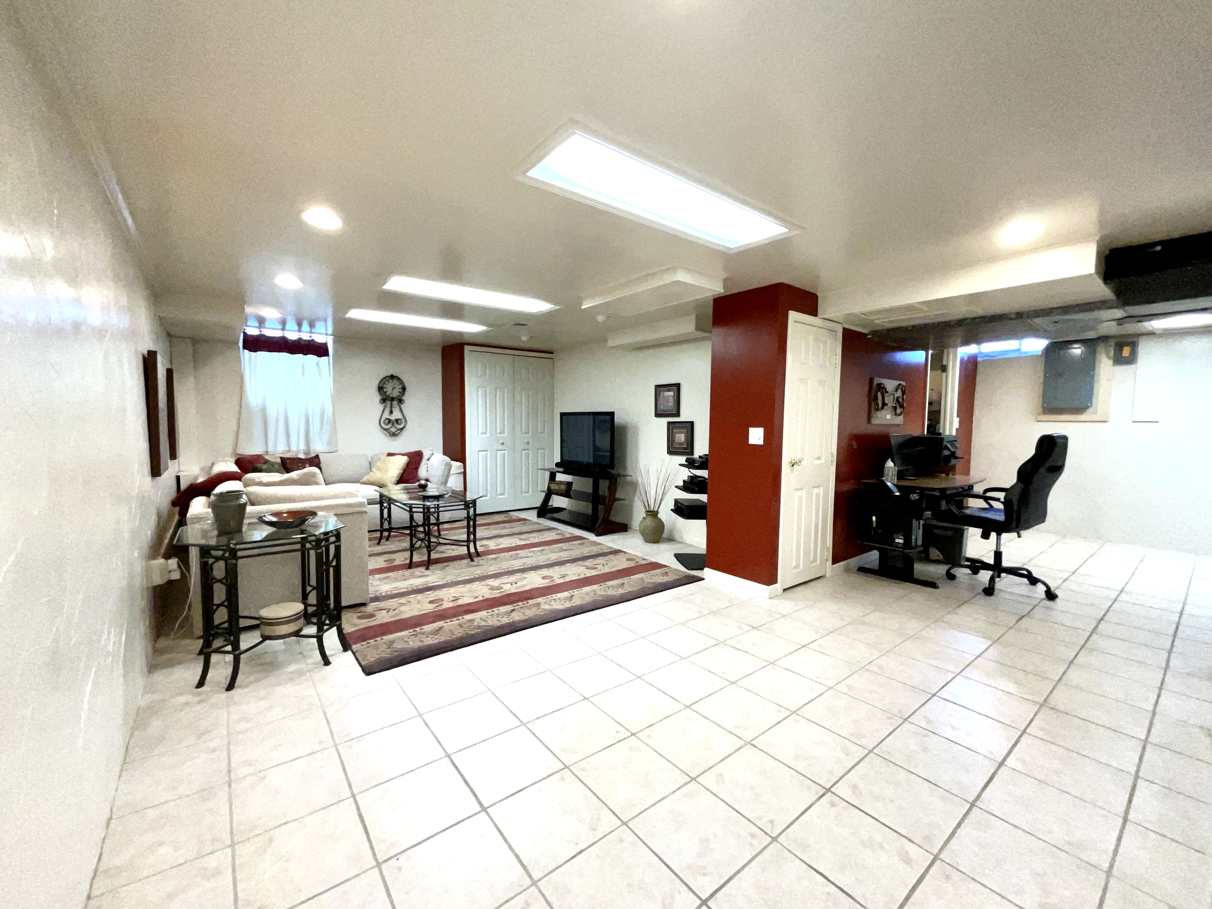 42976 SAXONY Road | Kelly Knight