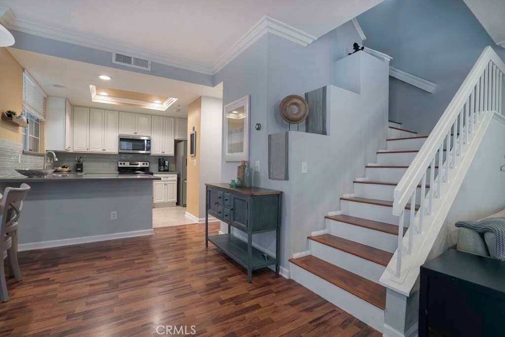 104 Gallery Way, Shadow Canyon (SHCA), Tustin | Condo for Sale in ...