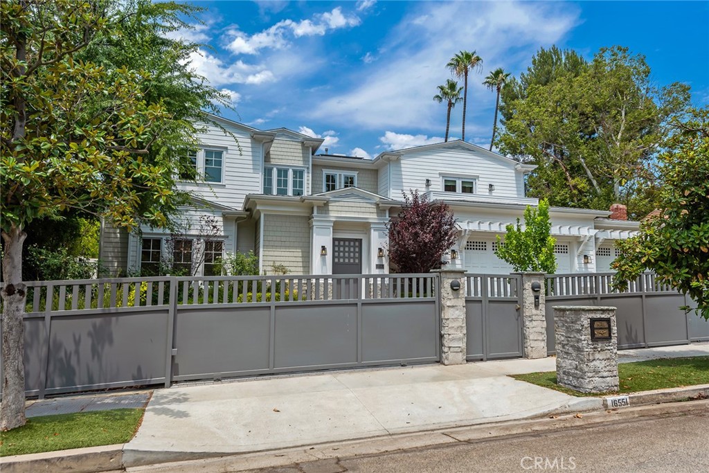 16551 Bosque Drive Encino | House for Sale in Encino | SR21177539 | rennie