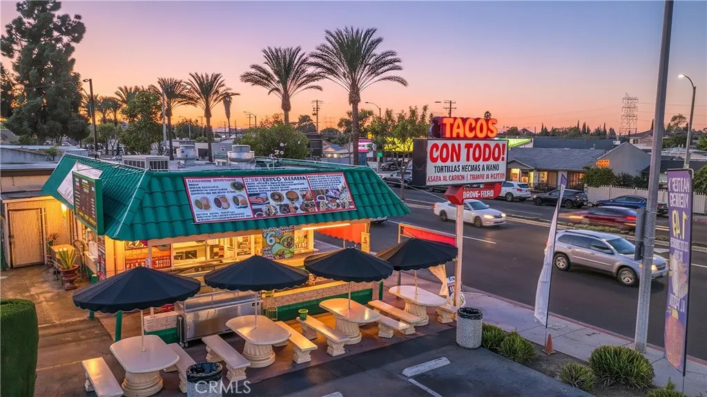 7916 Eastern Avenue, Bell Gardens, CA 90201 | MLS DW25244608 | Listing ...