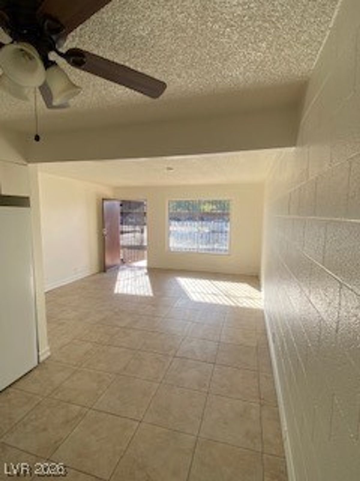 585 S Royal Crest Cir Unit 16, Las Vegas, NV 89169 for sale - Stessa