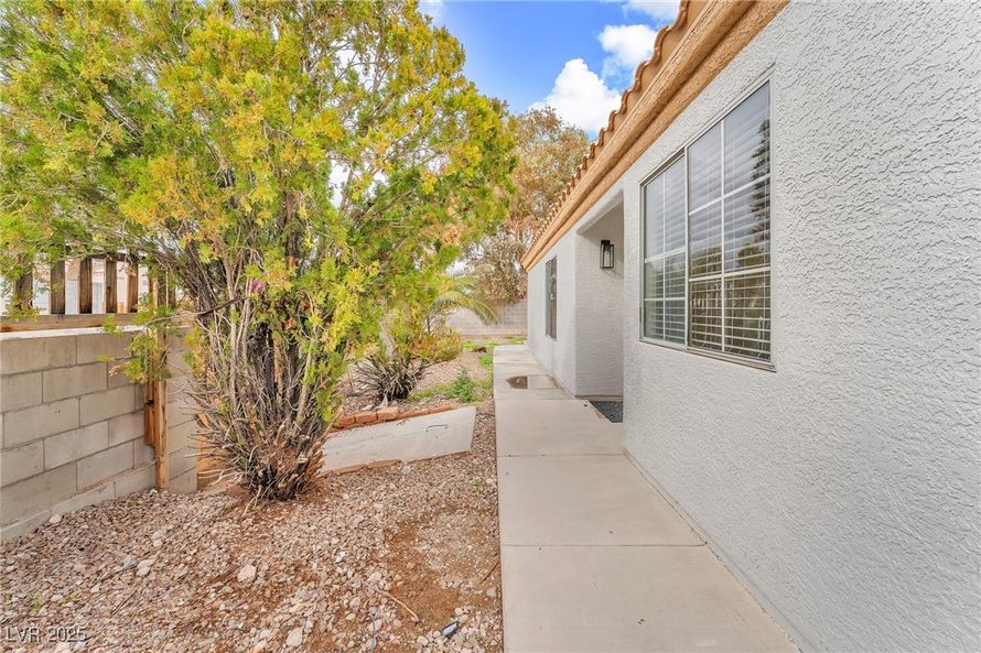 8236 Hercules Dr, Las Vegas, NV 89128 for sale - Stessa