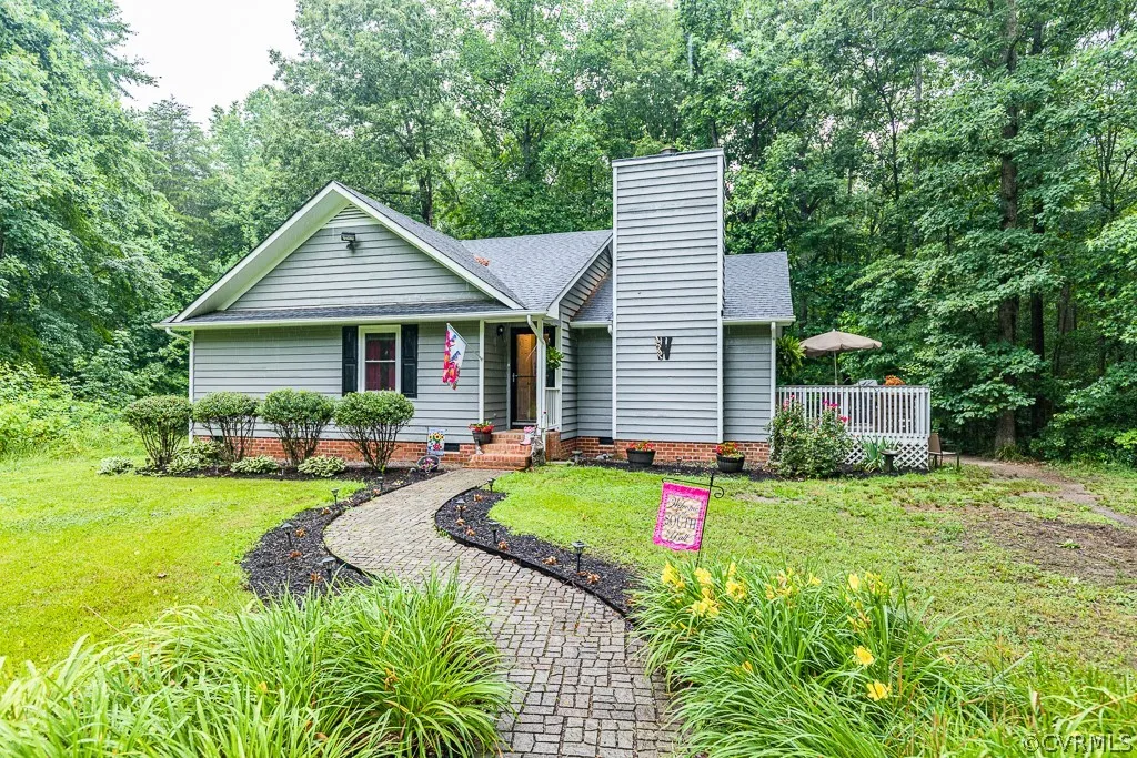 2431925220.jpeg?format=webp