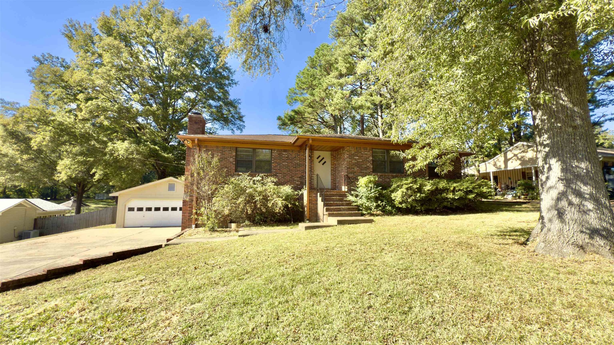 2563 Hacks Cross Rd, Memphis, TN 38138 | MLS 3078410 | Listing ...