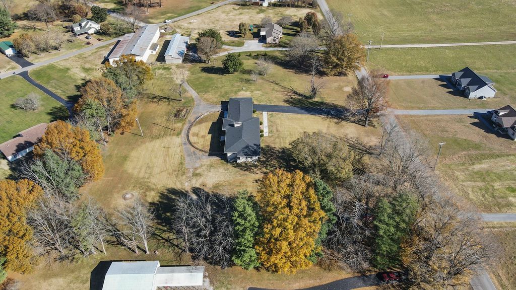 676 Ferguson Hill Rd, Lafayette, TN 37083 | MLS 3049684 | Listing ...