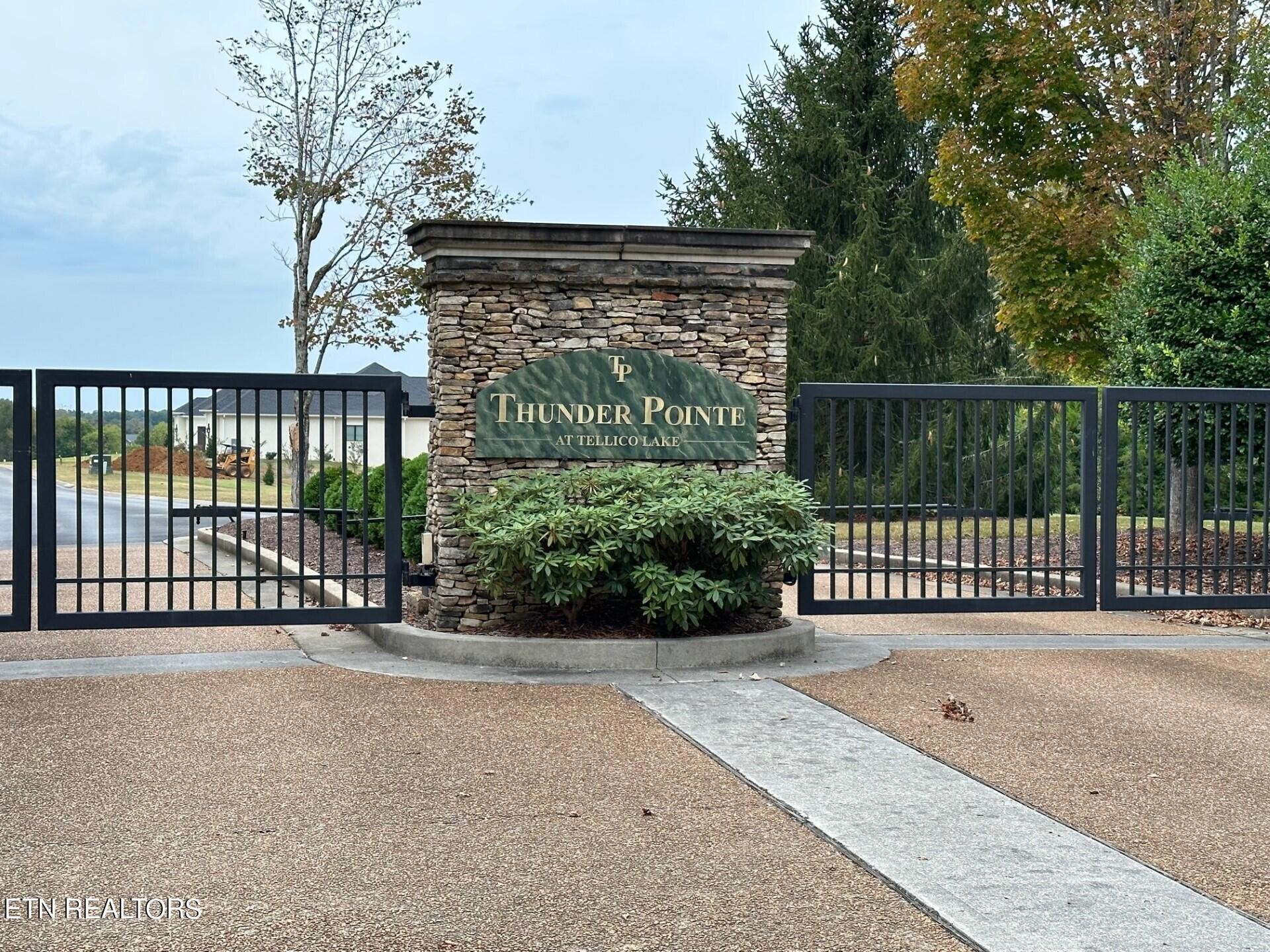 45 Thunder Ridge Drive, Vonore, TN 37885 | MLS 2834629 | Listing ...