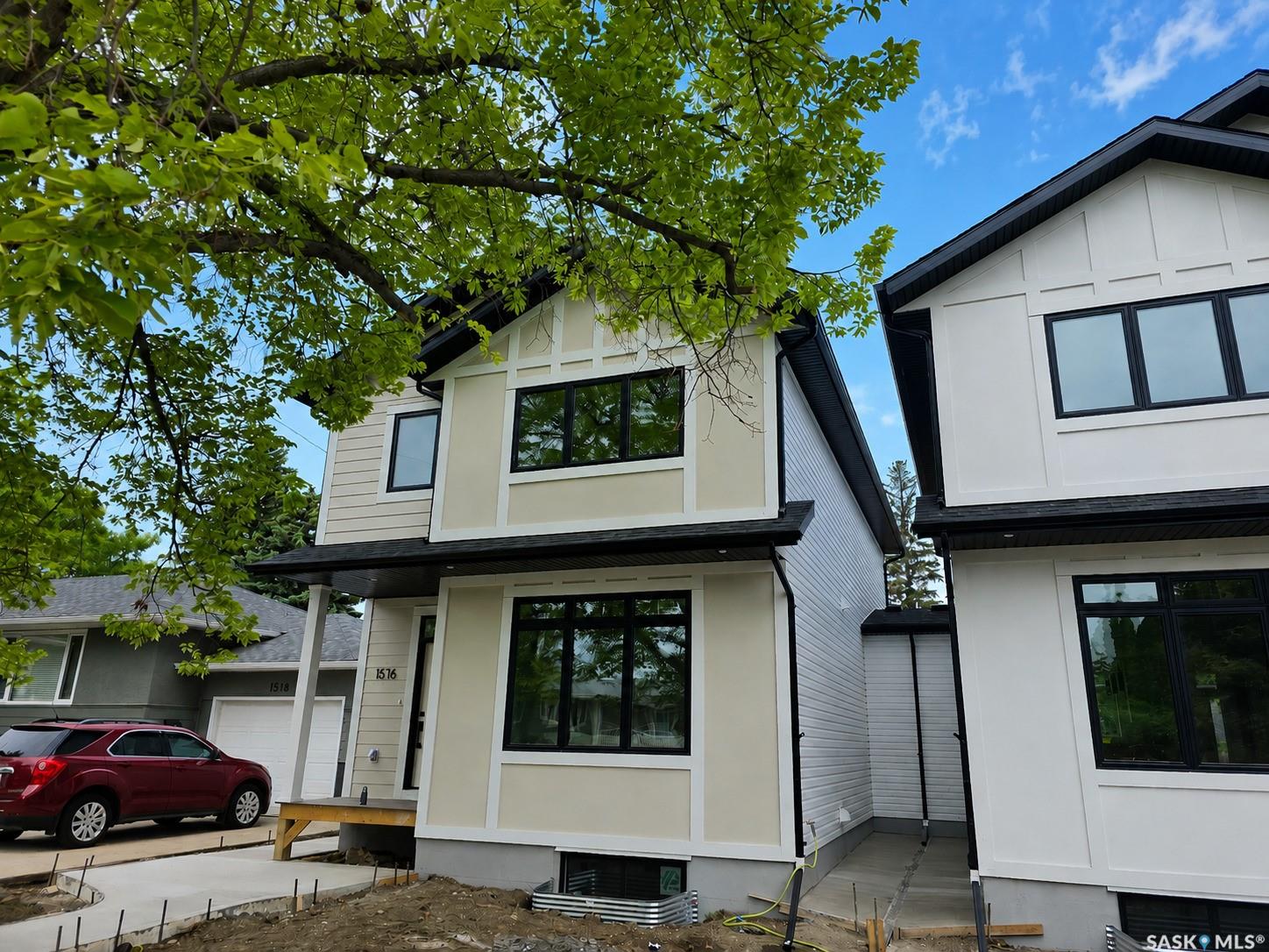 1516 EWART AVENUE, SASKATOON, SK S7H 2K8 À vendre | REMAX | SK038773