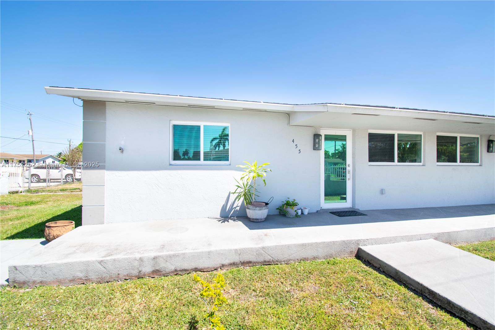 455 SW 121st Ave, Miami, FL 33184, US | Buy, Sell, Rent, Analyze