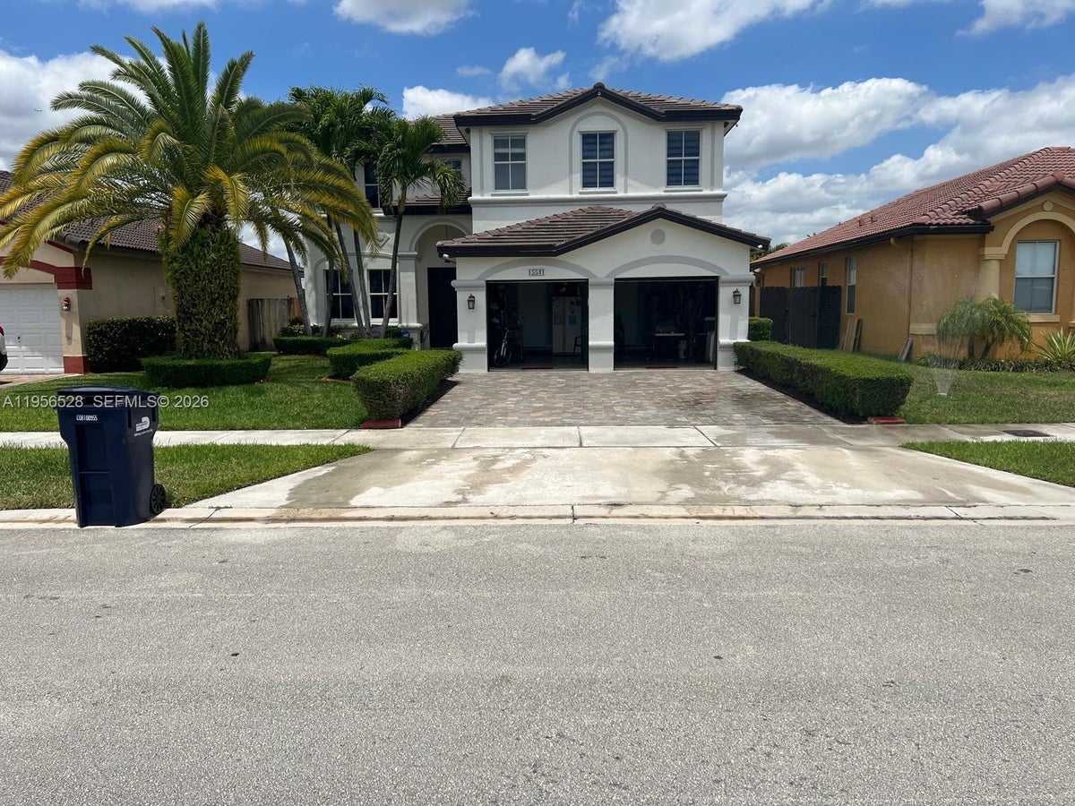 15541 Sw 21st Ter, Miami, FL 33185 for sale - Stessa