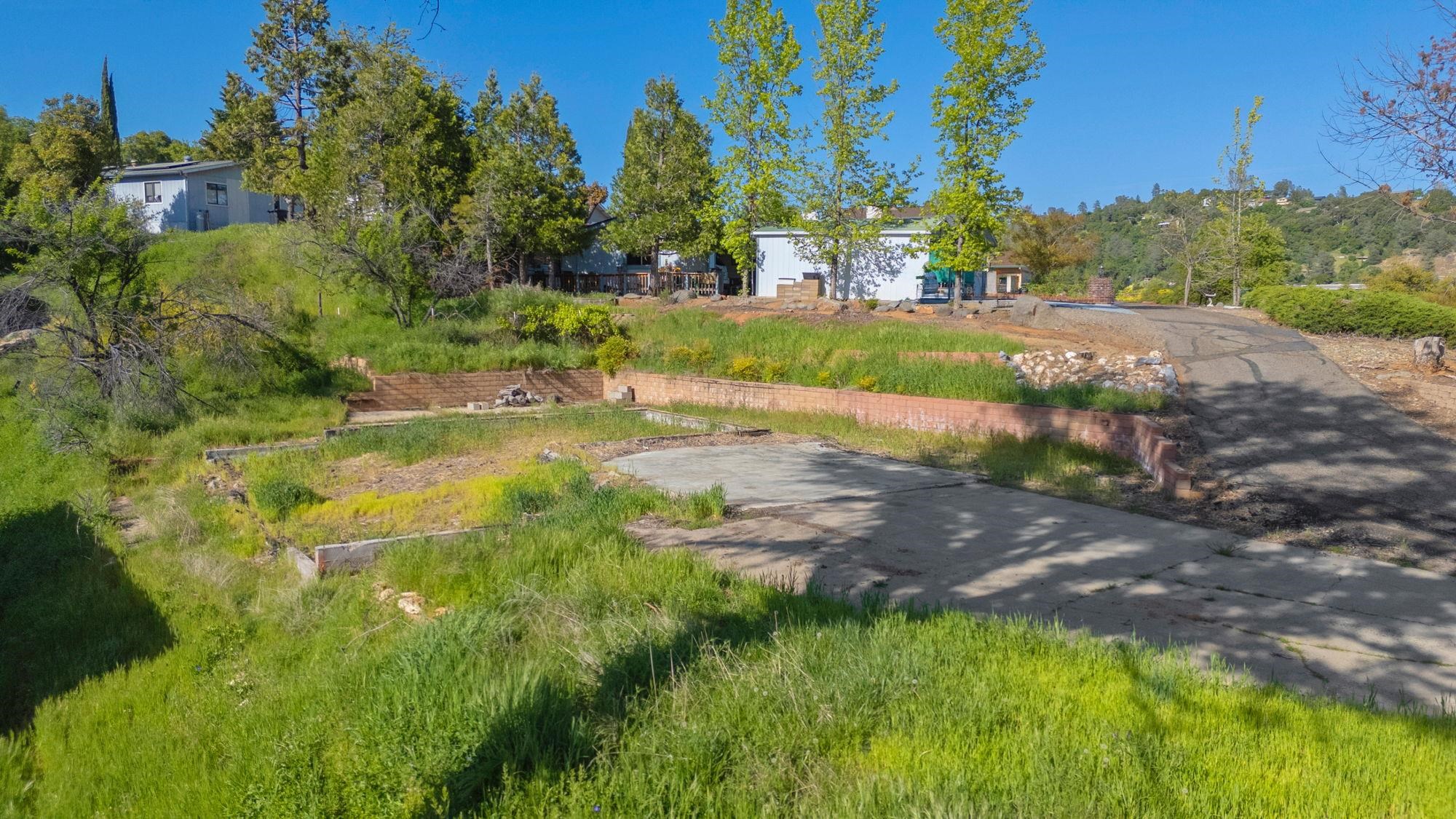 17155 Valley Oak Dr, Sonora CA Real Estate Listing | exitrealty.com®
