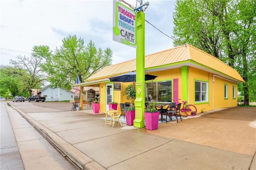 312 E Lincoln Street, Augusta, WI 54722 | MLS 803895292992 | Listing ...