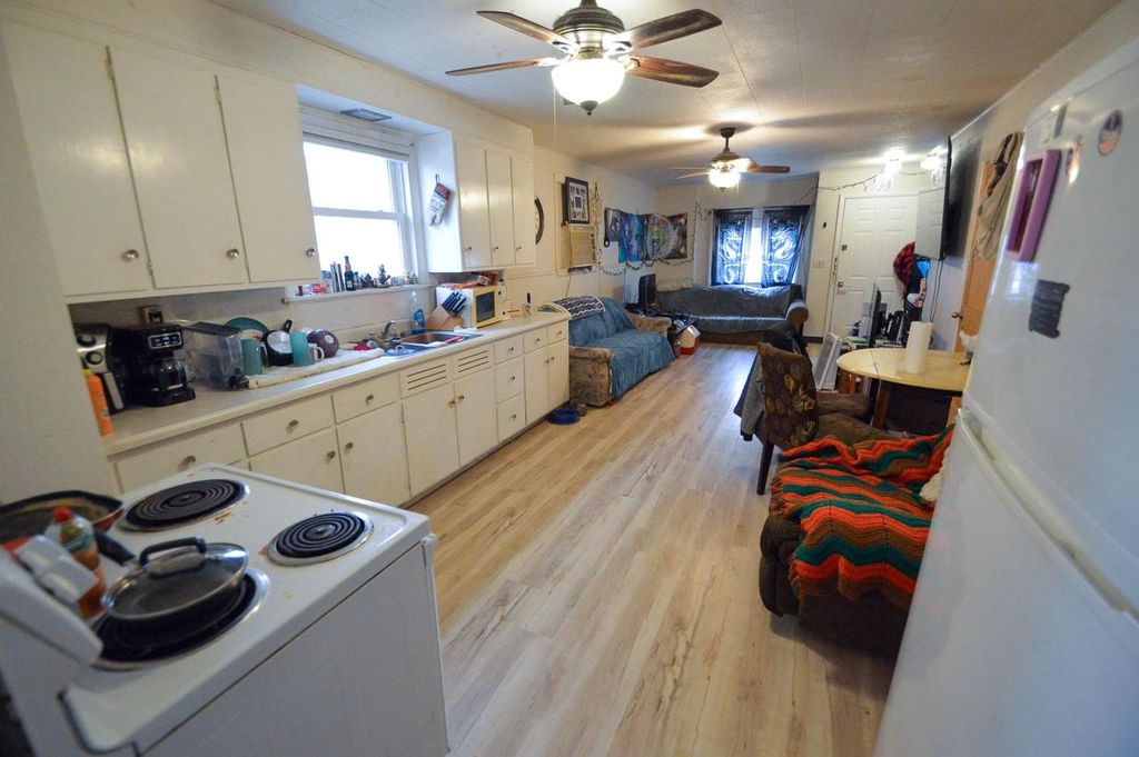 113 W Amelia Street, Cascade, WI 53806 | MLS 714024149000 | Listing ...