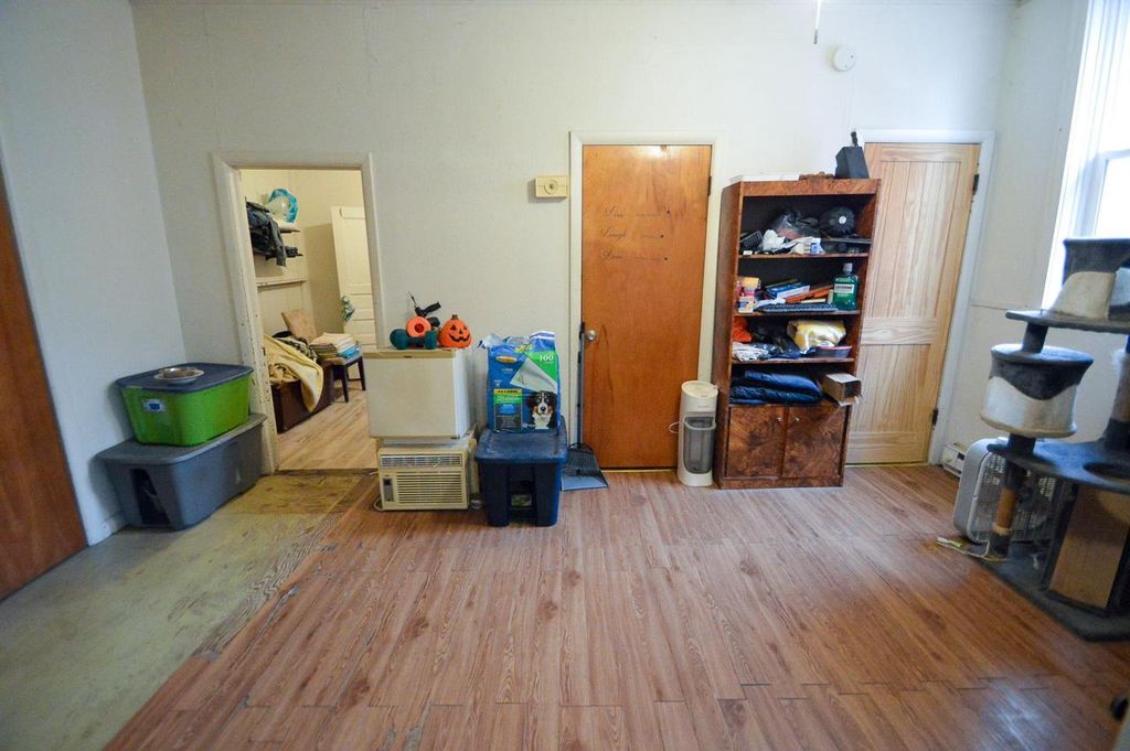 113 W Amelia Street, Cascade, WI 53806 | MLS 714024149000 | Listing ...