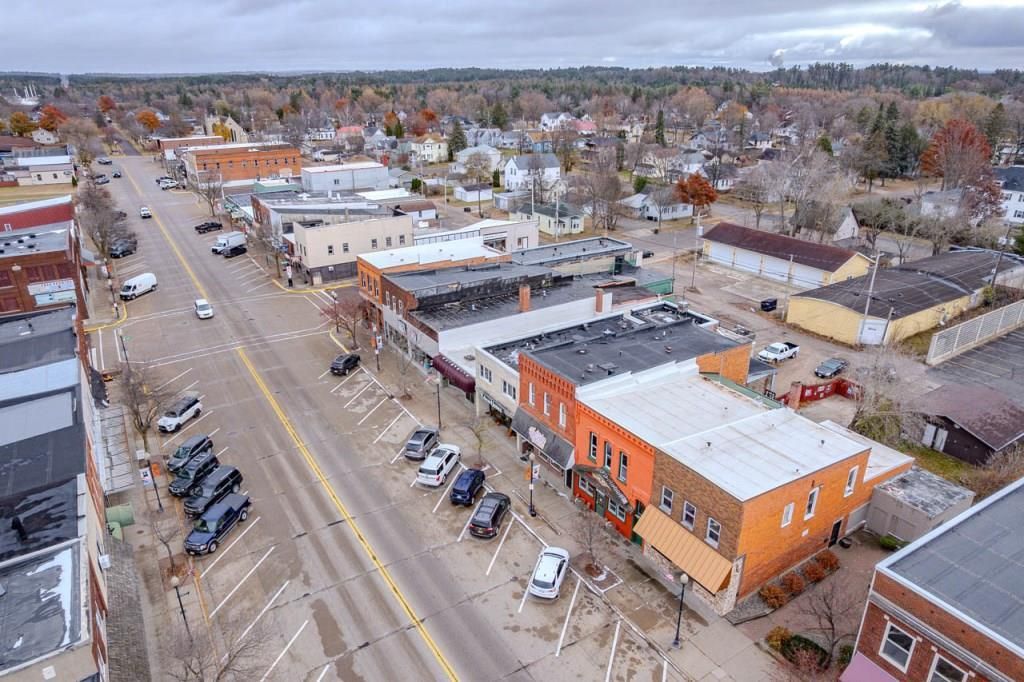 213 W Wisconsin Avenue, Tomahawk, WI 54478 | MLS 707800777602 | Listing ...