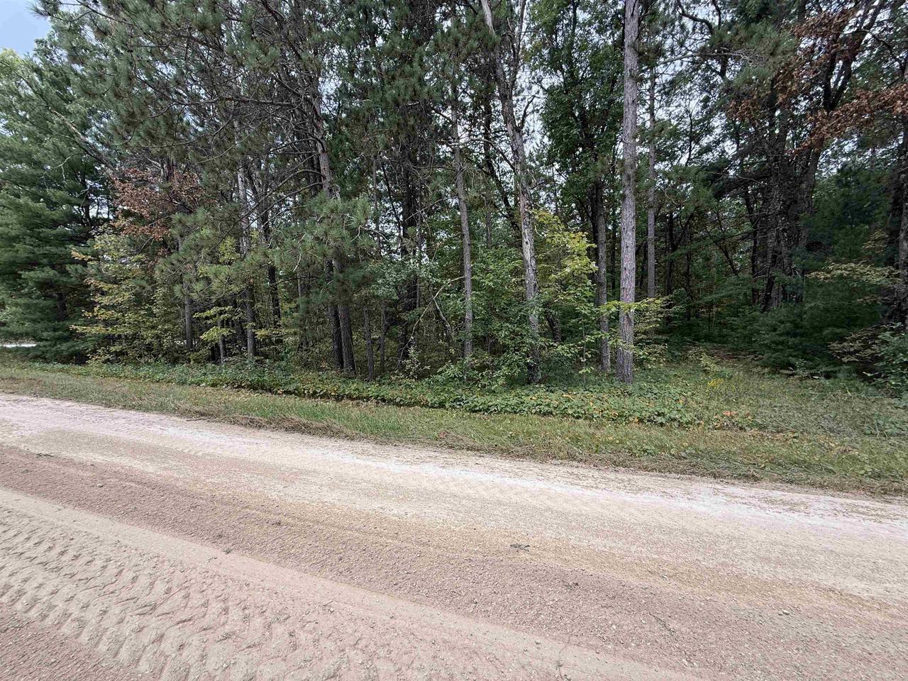 N1197 Spirit Island Trail, Keshena, WI 54135 | MLS 804149920682 ...