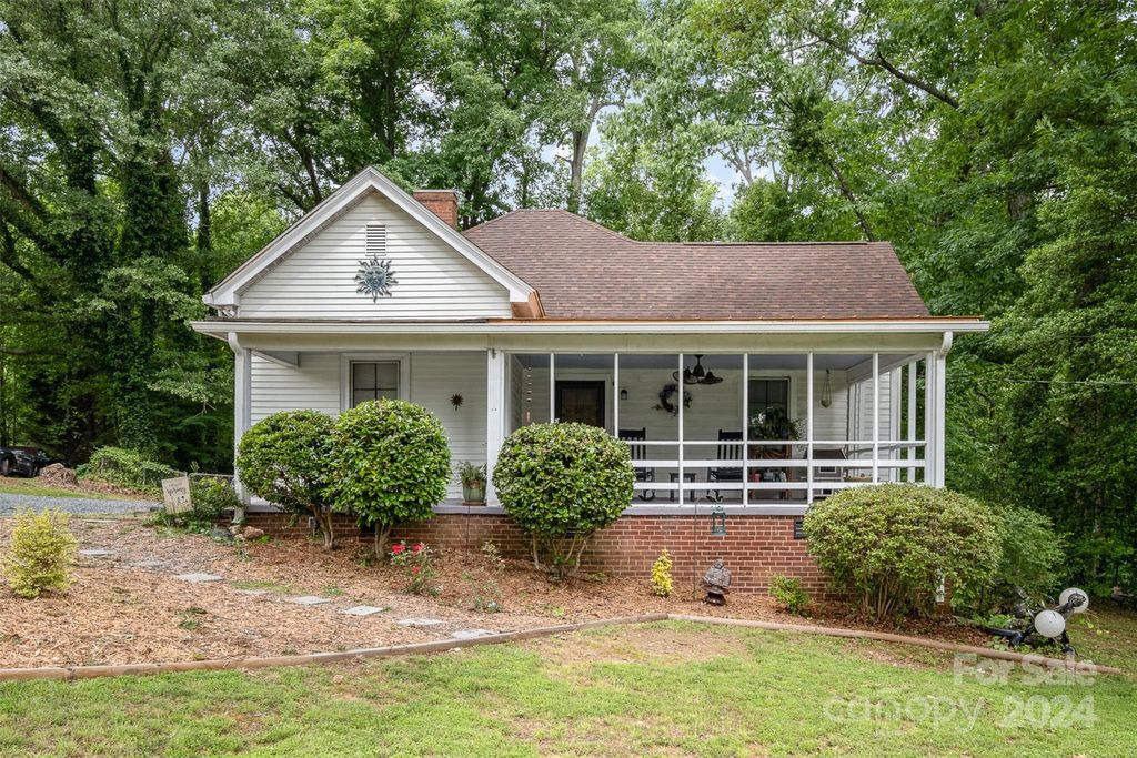 515 Stowe Drive, Lowell, NC 28098, MLS #4143687 - Howard Hanna