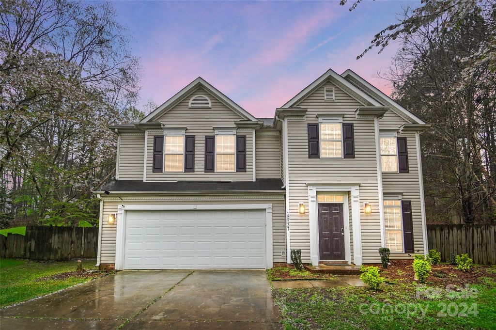 12237 Winghurst Drive, Pineville, NC 28134, MLS #4122244 - Howard Hanna ...