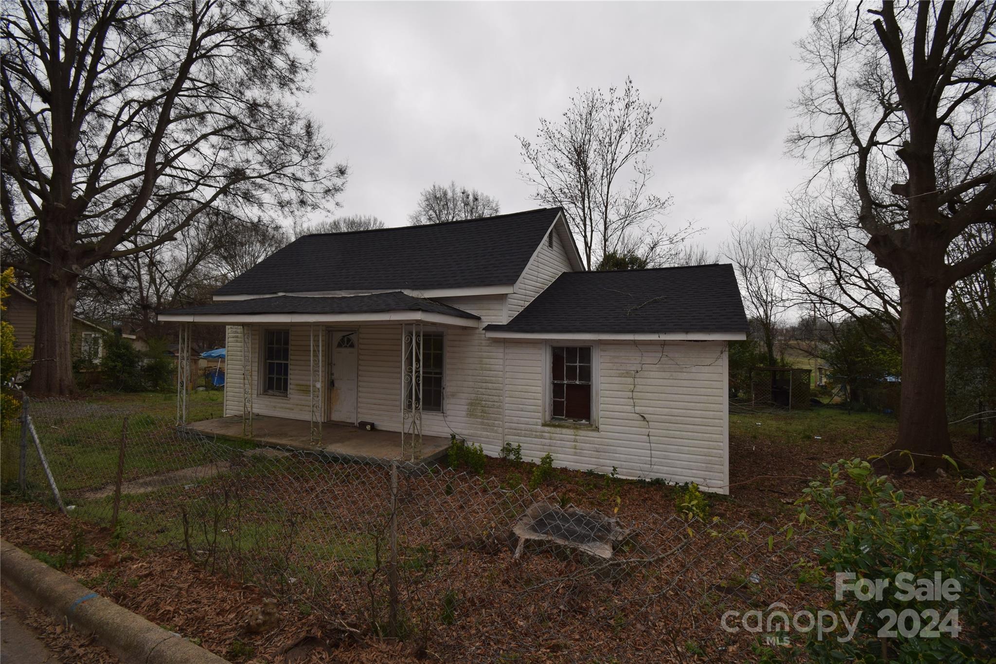25 Bennett Drive, Kings Mountain, NC 28086 - MLS 4192788 - Berkshire ...