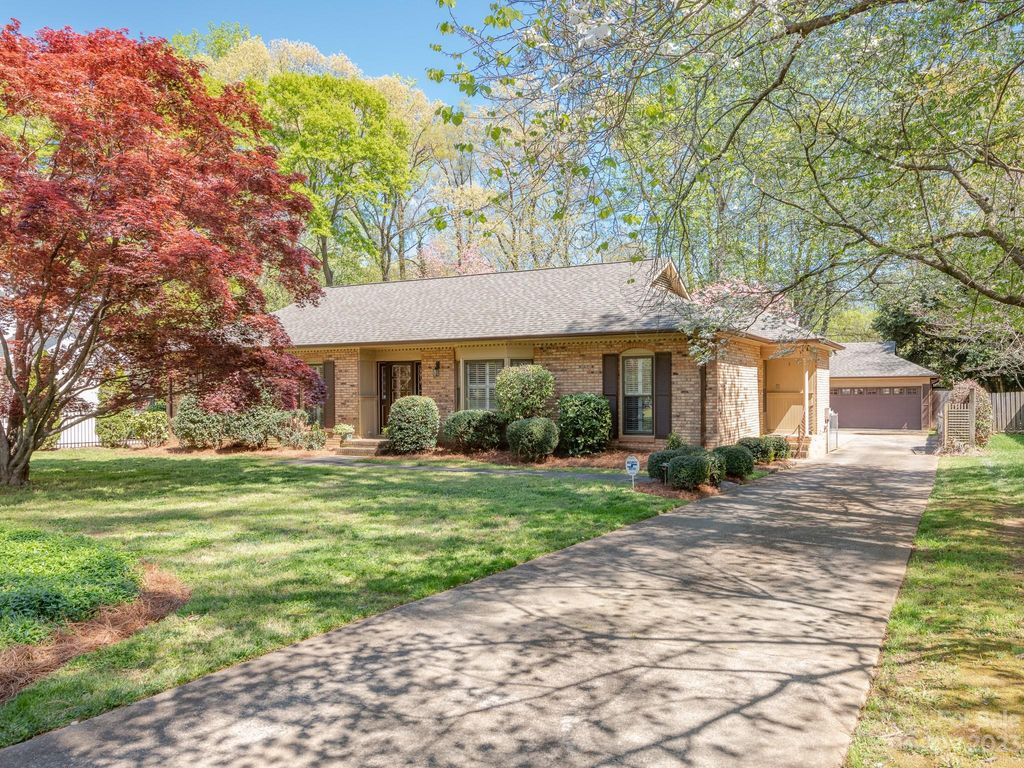 5009 Sharon View Road, Charlotte, NC 28226, MLS #4011680 - Howard Hanna ...