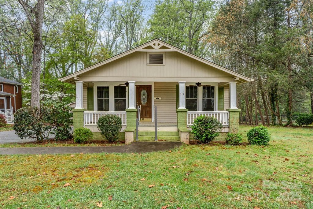 119 E End Avenue, Statesville, NC 28677, MLS #4242562 - Howard Hanna ...