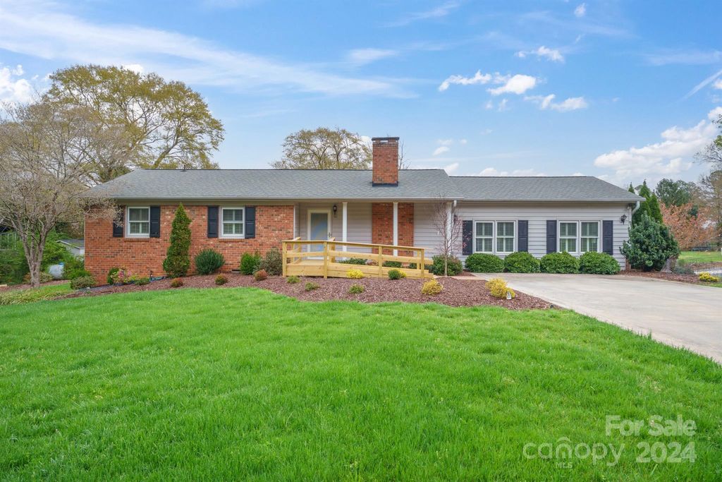 814 Edgewater Drive, Belmont, NC 28012, MLS #4123107 - Howard Hanna ...