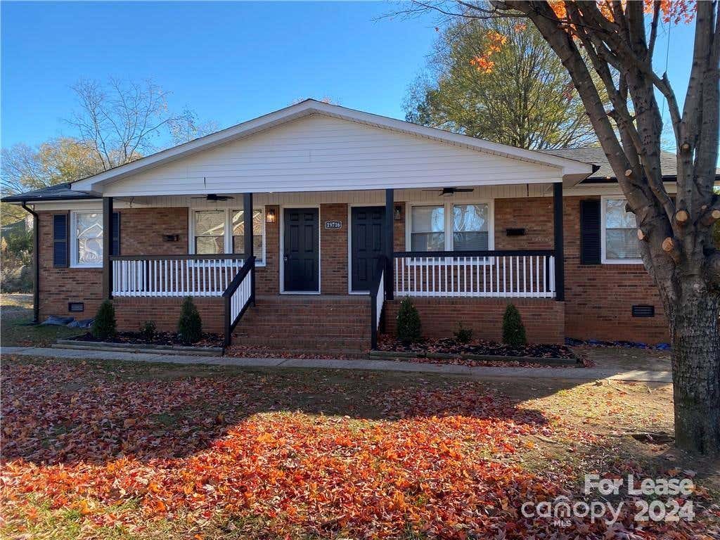 19716 Smith Circle B, Cornelius, NC 28031, MLS #4206449 - Allen Tate