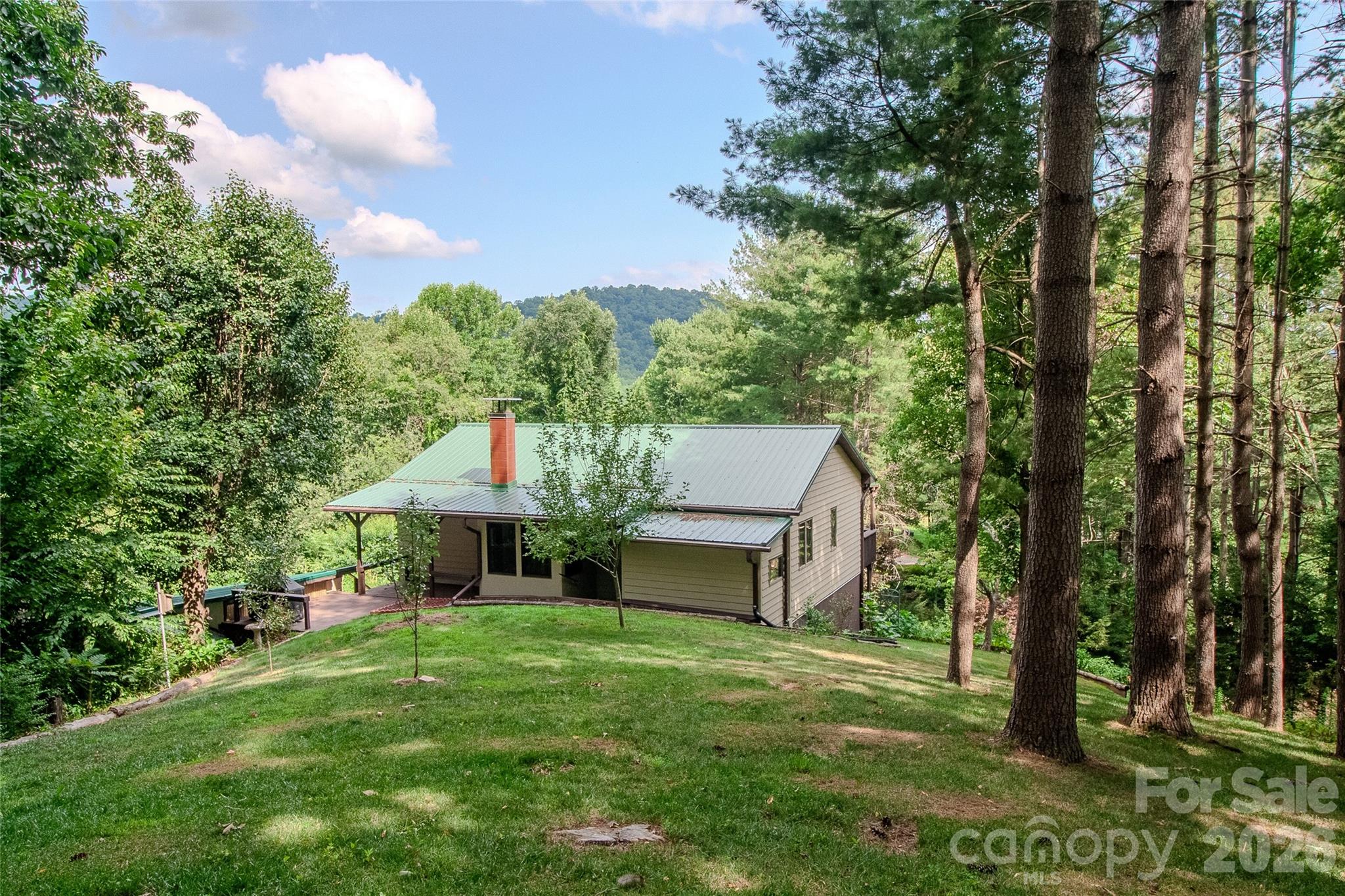 Clyde, NC Homes For Sale & Real Estate | REMAX
