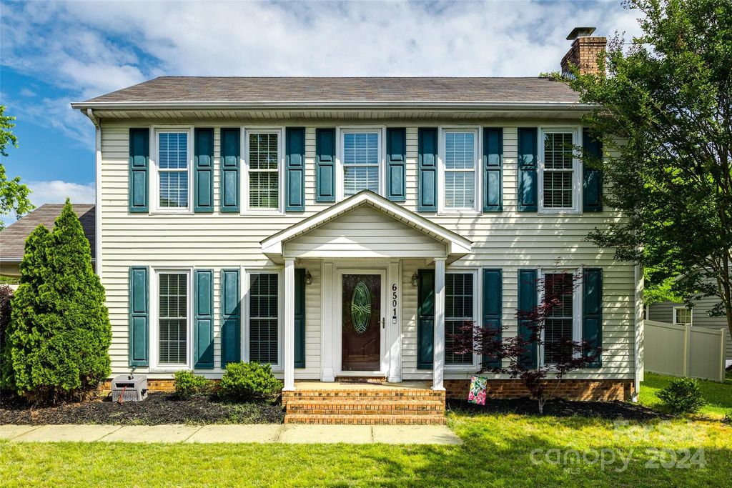 6501 Porterfield Road, Charlotte, NC 28226, MLS #4134766 - Allen Tate