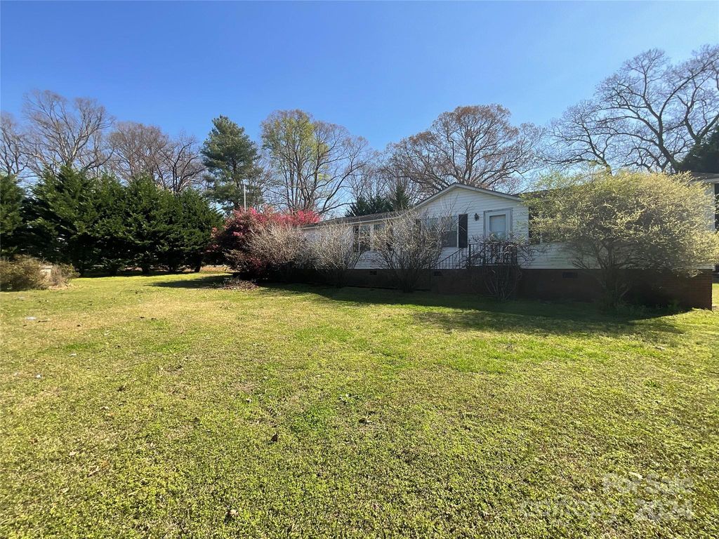 900 Jim Elliott Road, Shelby, NC 28150, MLS #4120872 - Howard Hanna