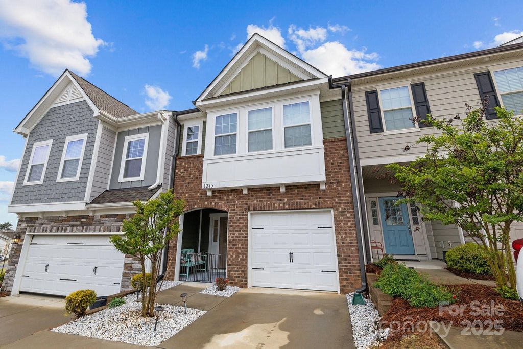 1245 Pebble Grove Drive, Clover, SC 29710, MLS #4243745 - Allen Tate