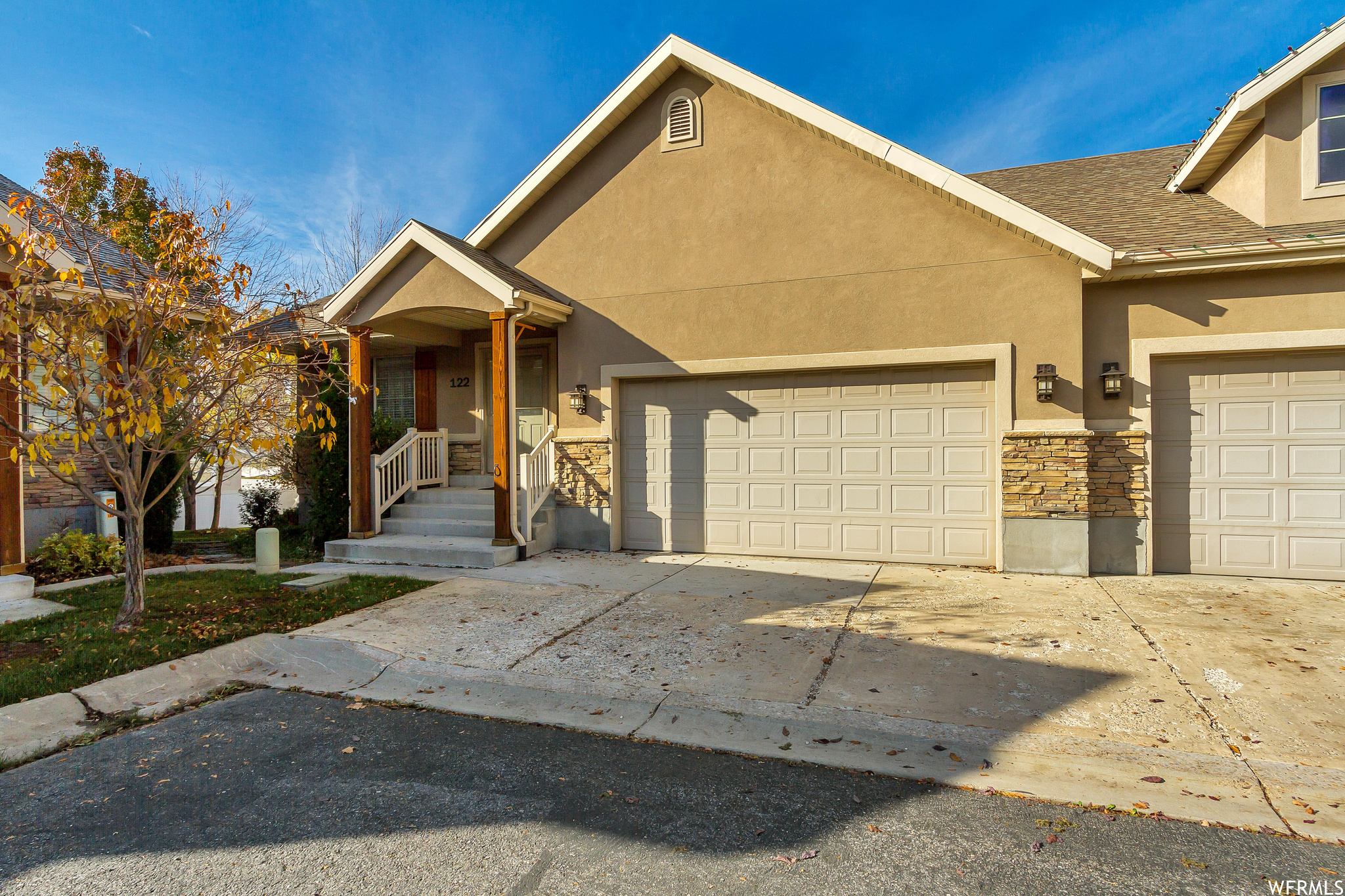 Home For Sale: 122 W Bamberger Way S, Centerville UT 84014 - Homie