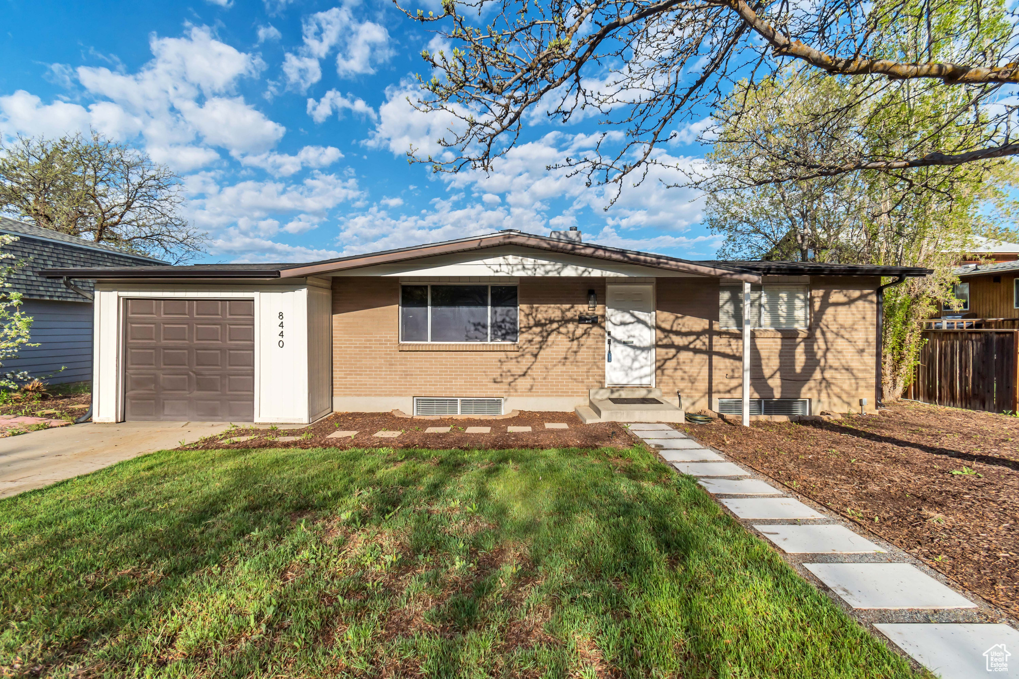 Home For Sale: 8440 S 1575 E, Sandy UT 84093 - Homie