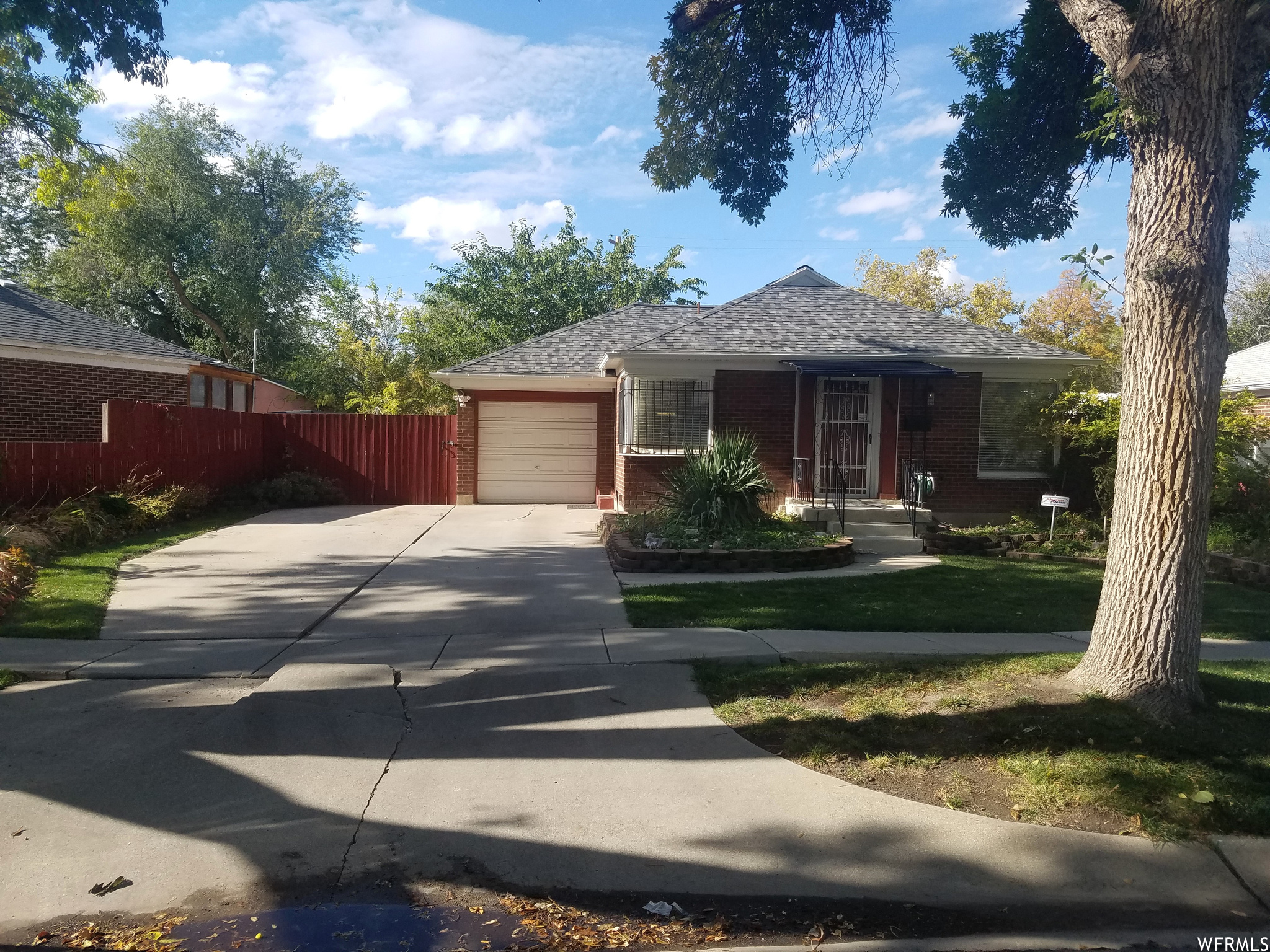 Home For Sale: 689 N Lafayette Dr, Salt Lake City UT 84116 - Homie