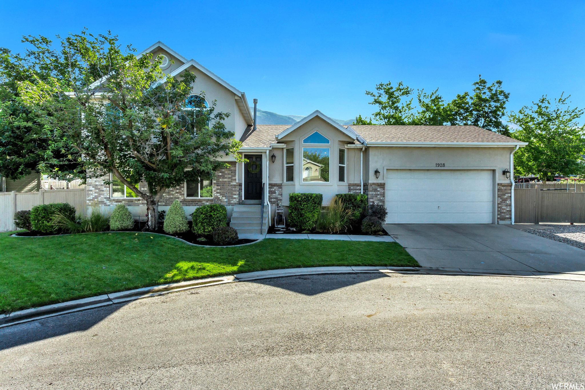 Home For Sale: 1928 N 450 W, Centerville UT 84014 - Homie