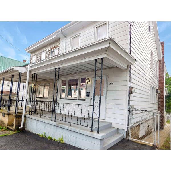 215 Hunter Street, Tamaqua Borough, PA 18252 | MLS 719623 | Listing ...