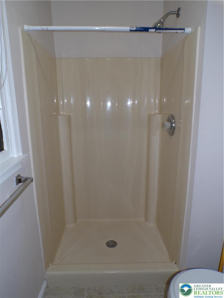 302 Windsor Place Unit 302, Macungie Boro, PA 18062 - MLS 772699 ...