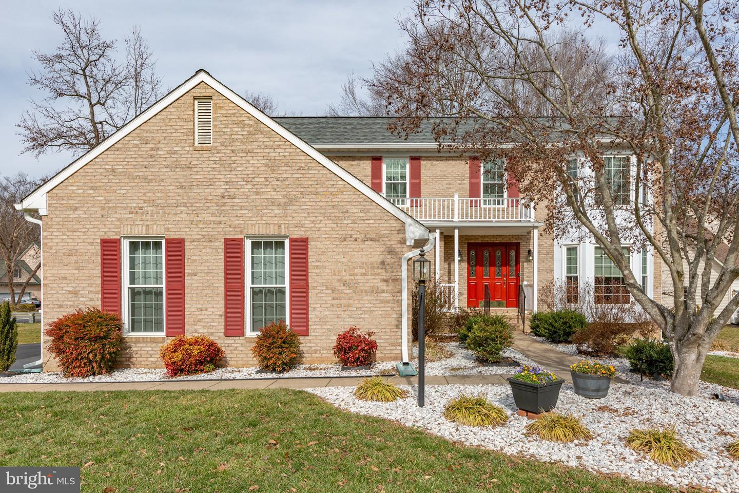 Virginia Properties for Sale | Porch and Stable Realty