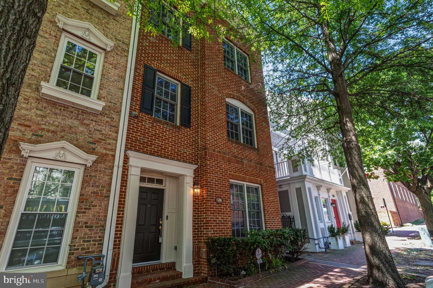 View Real Estate at: 506 Pendleton St, Alexandria, VA 22314 - Unreal Estate