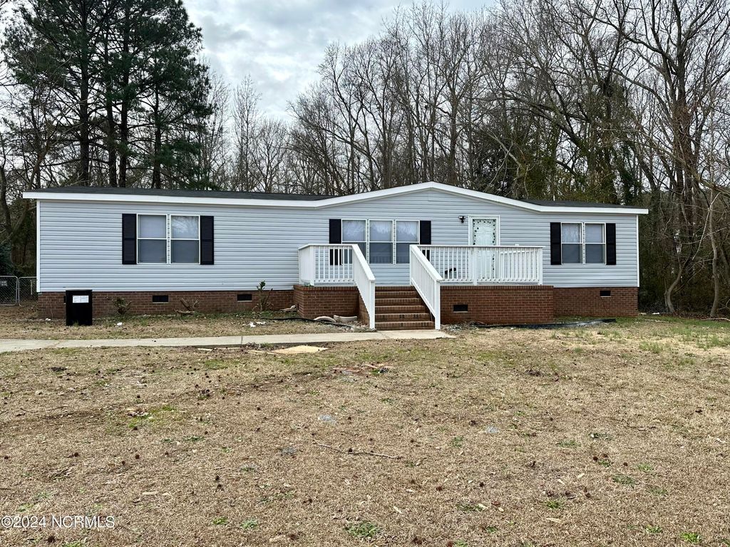 101 Eagle Ridge Drive, Dudley, NC 28333, MLS #100423758 - Allen Tate