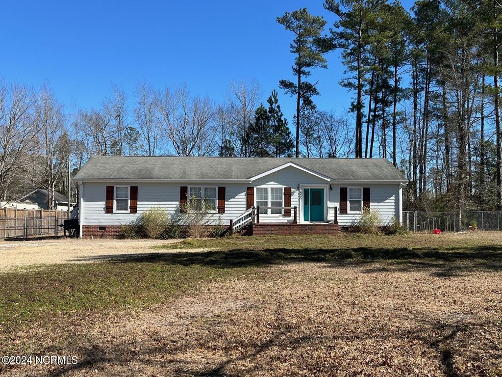 825 North Drive, Rocky Point, NC 28457, MLS #100428703 - Allen Tate