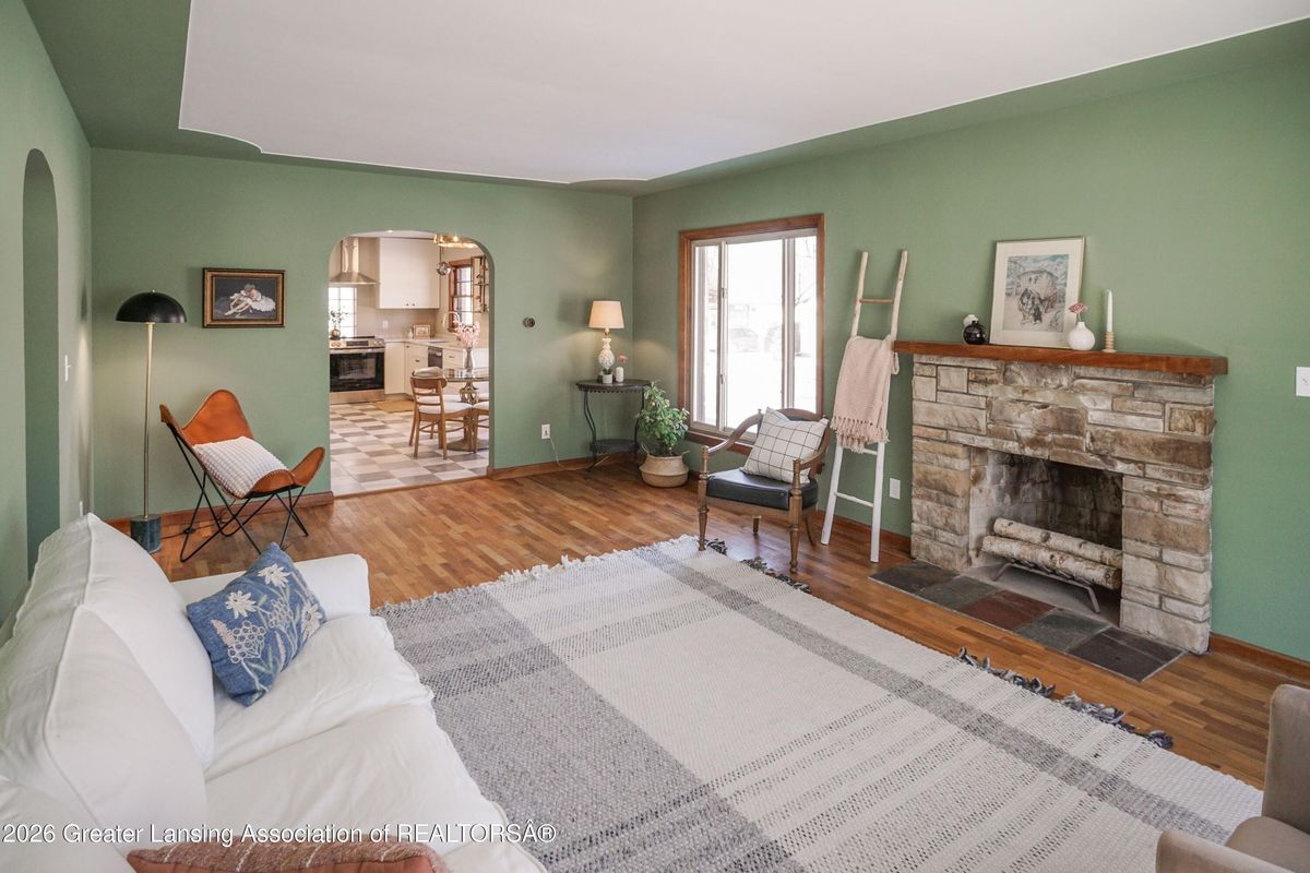 1023 Cleo St, Lansing, MI 48915 for sale - Stessa