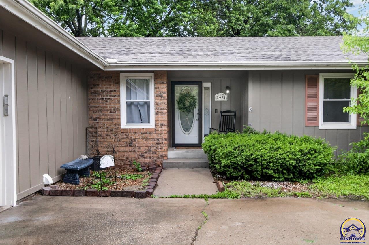 Topeka, Homes For Sale | REMAX