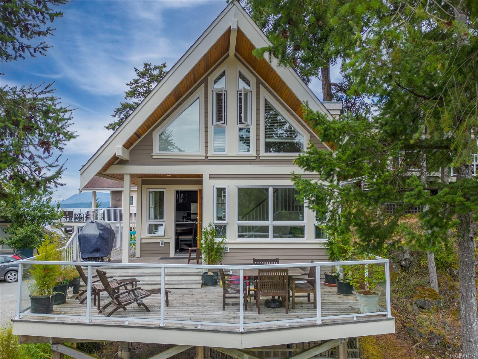 16C-2315 MacKinnon Rd Pender Island, Gulf Islands | Townhome for Sale ...