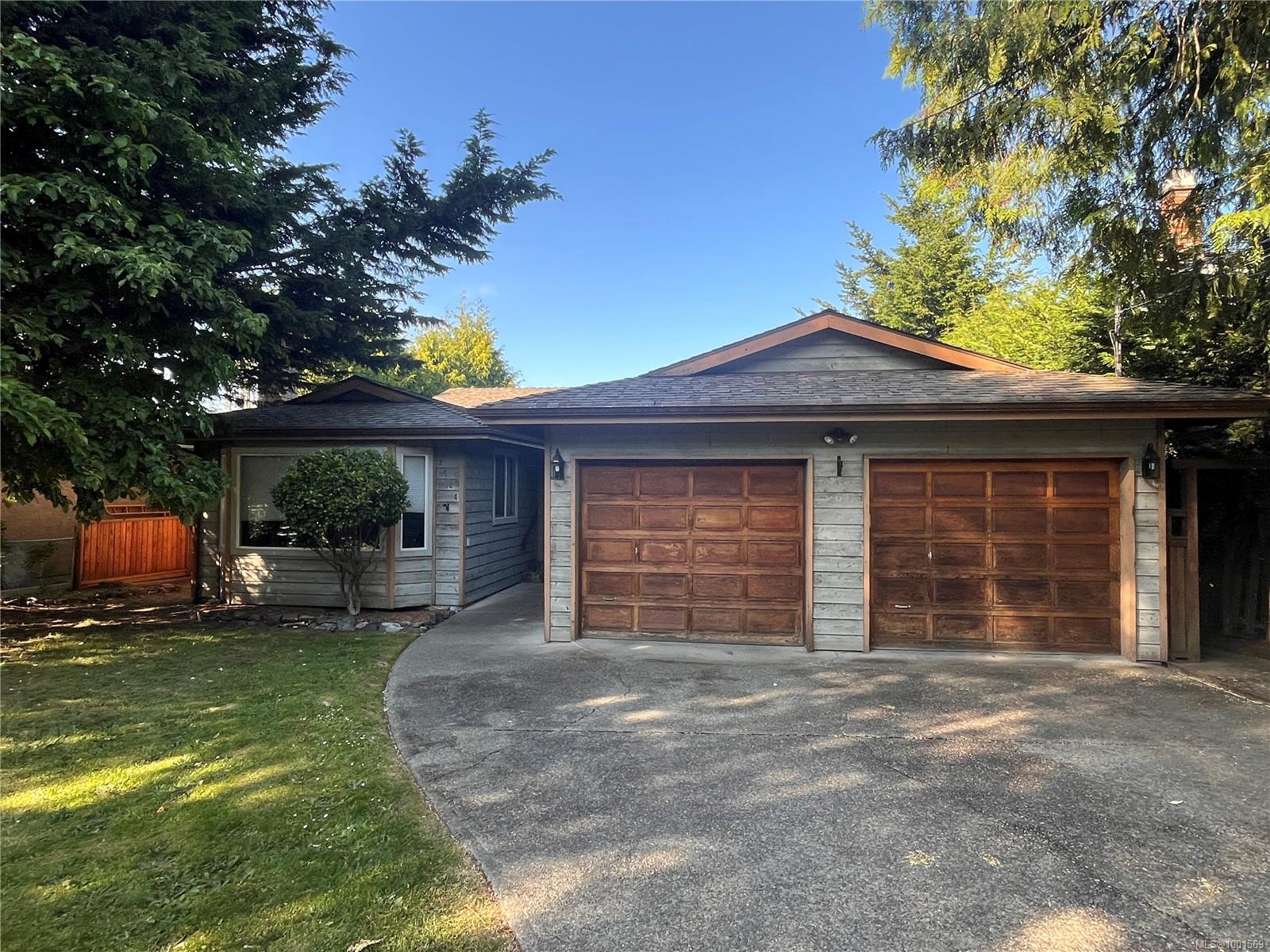 2524 Sooke Rd Colwood, Colwood | House for Sale in Colwood | 1001569 ...