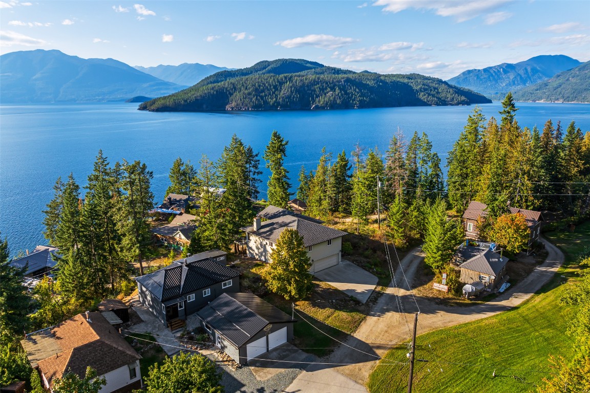 14533 SMITH Road Gray Creek | House for Sale in Gray Creek | 10364947 ...