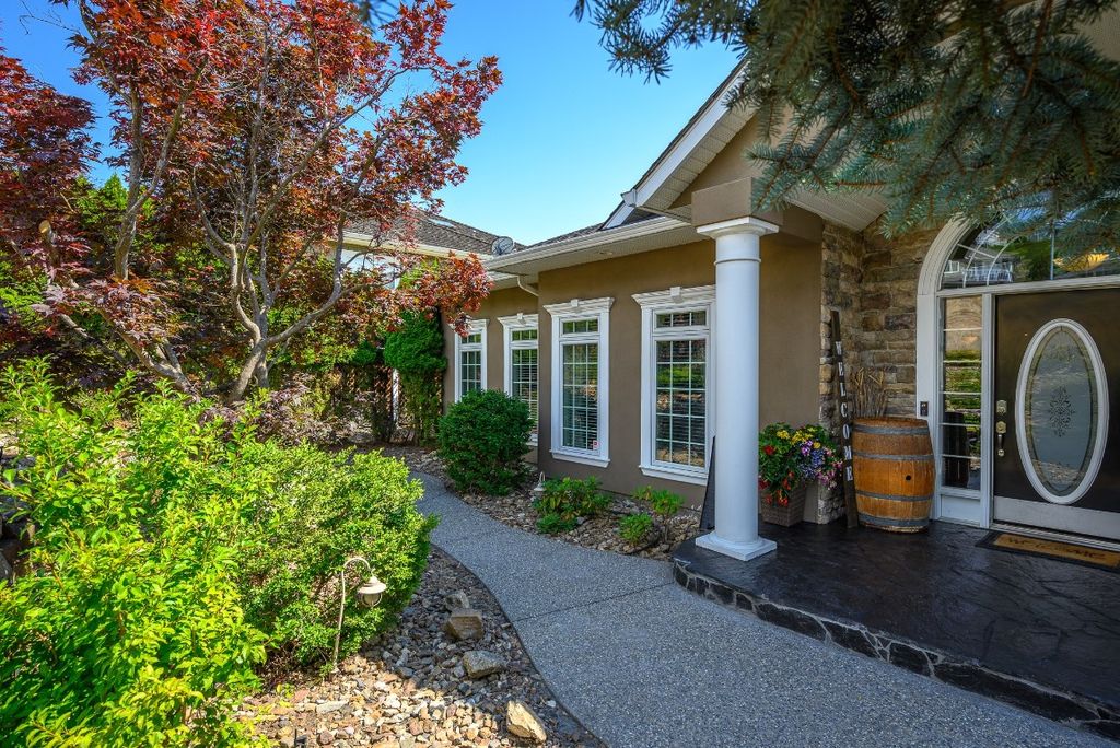 8853 Braeburn Drive Coldstream | House for Sale in Coldstream ...