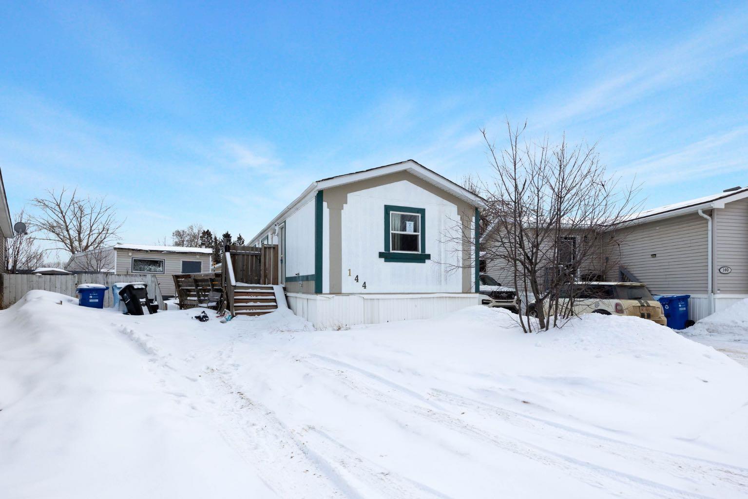 144 GRECIAN PLACE, FORT MCMURRAY, AB T9H 2N1 House For Sale | REMAX ...