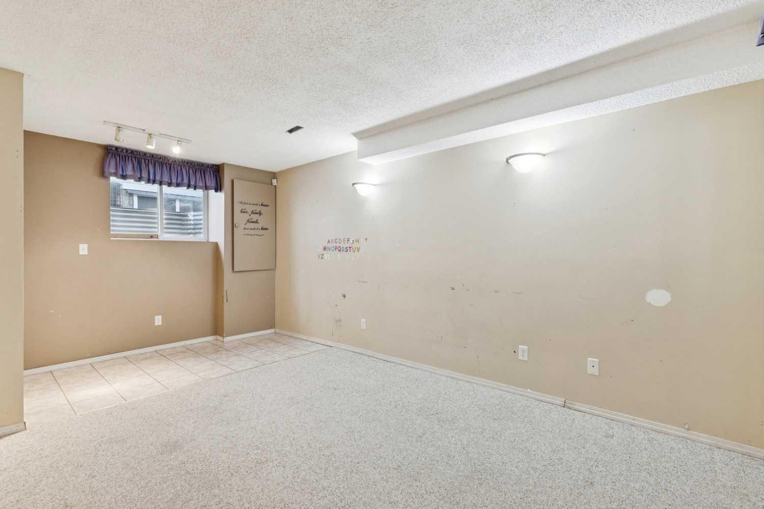 47 COVEWOOD PARK NE, CALGARY, AB T3K 4T2 House For Sale | REMAX | A2322350